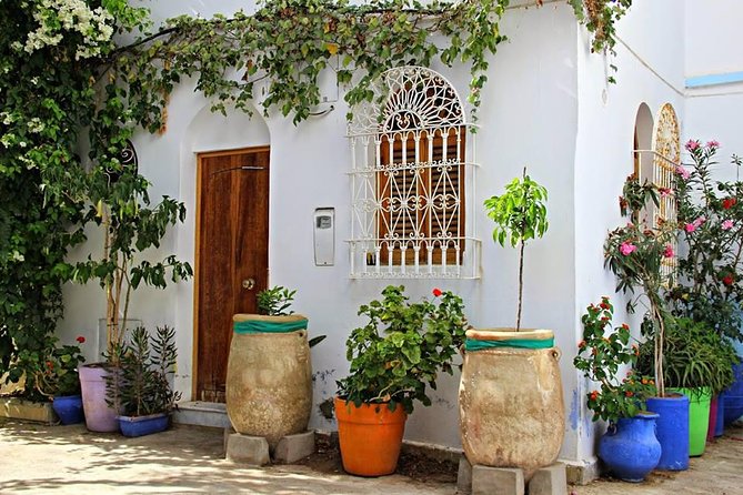 Morocco: Tangier Private Tour From Malaga & Tarifa. All Inclusive - Culinary Delights: Moroccan Lunch and Breakfast