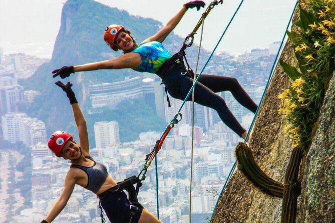 Morro Dois Irmãos Hiking + Vidigal Favela Tour - Schedule and Availability