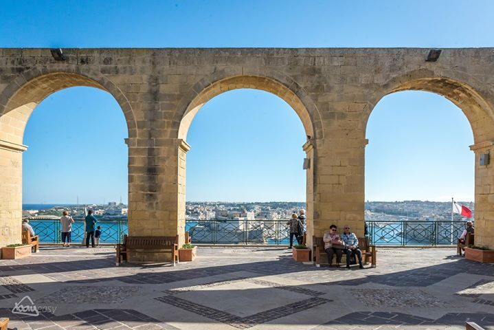 Mosta, Crafts Village, Mdina & Valletta Full-Day inc Platter - Exploring Malta in a Day: A Guide to the Mosta, Crafts Village, Mdina & Valletta Full-Day Tour