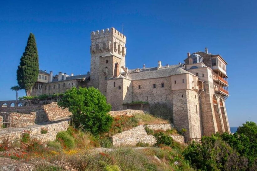 Mount Athos: 4-Day Pilgrimage for up to 4 People - Who Should Consider This Tour?
