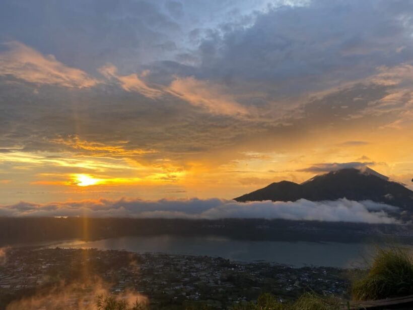 Mount Batur Jeep Sunrise & Hot Spring & coffe with transport - An In-Depth Look at the Mount Batur Jeep Sunrise Tour