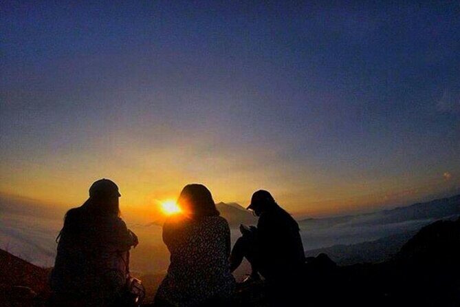 Mount Batur Sunrise Trekking&Natural Hot Springs All Inclusive - Why Choose the Mount Batur Sunrise Trek & Hot Springs Tour?