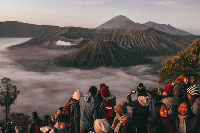 Mount Bromo & Tumpak Sewu Waterfall: A 2-Day Tour from Malang - Day 1: From Malang to the Majestic Tumpak Sewu Waterfall