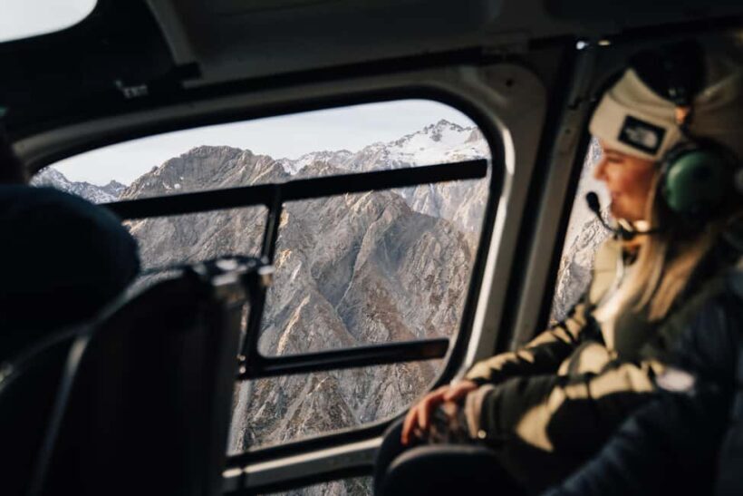 Mount Cook: Helicopter Flight with Alpine Landing - Key Points