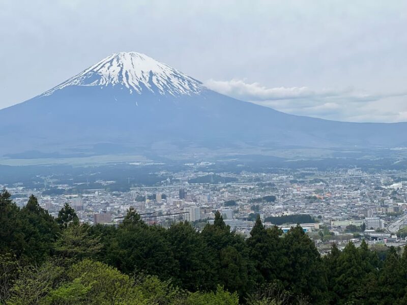 Mount Fuji and Hakone Tour Enjoy Cruise at Lake With Guide - Mount Fuji and Hakone Significance