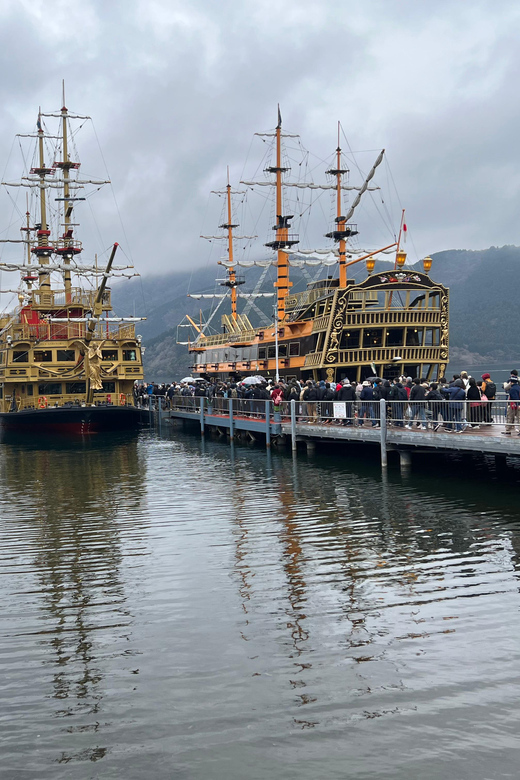 Mount Fuji and Hakone Tour Enjoy Cruise at Lake With Guide - Important Information