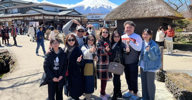 MOUNT FUJI and Lake Kawaguchi-Ku One Day Tour With Guide - What to Bring