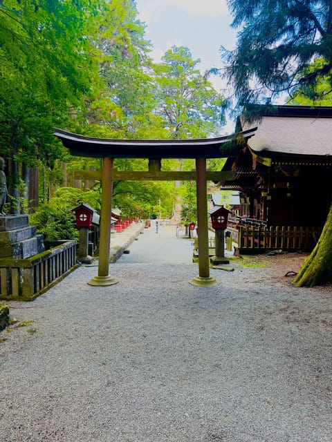 Mount Fuji and Lake Kawaguchiko Luxury Private Tour - Chureito Pagoda
