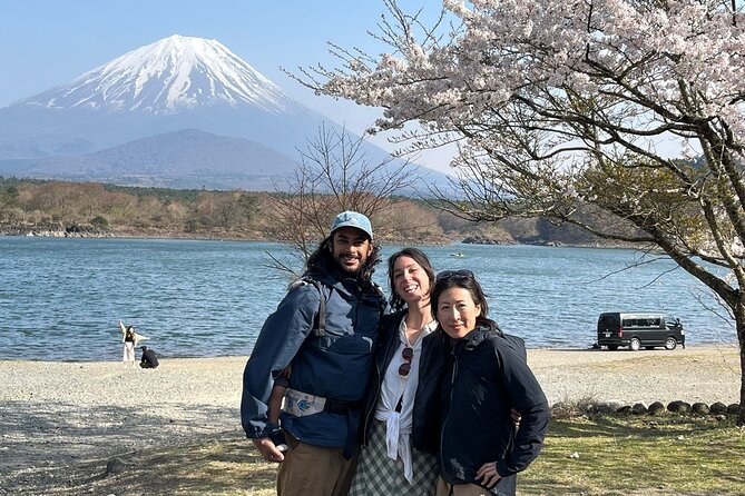Mount Fuji Five Lakes Tour From Kawaguchiko With Guide & Vehicle - Common Questions