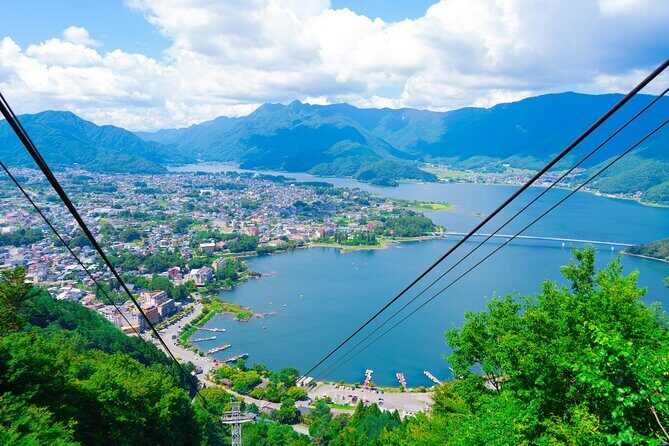Mount Fuji Five Lakes Tour from Tokyo with Guide & Vehicle - FAQ