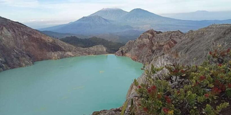 Mount Ijen Volcanic Crater Overnight Trip from Bali - Key Points