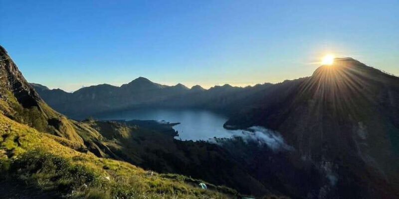 Mount Rinjani 2D/1N to summit{3726m} - The Experience: Authentic, Challenging, and Rewarding