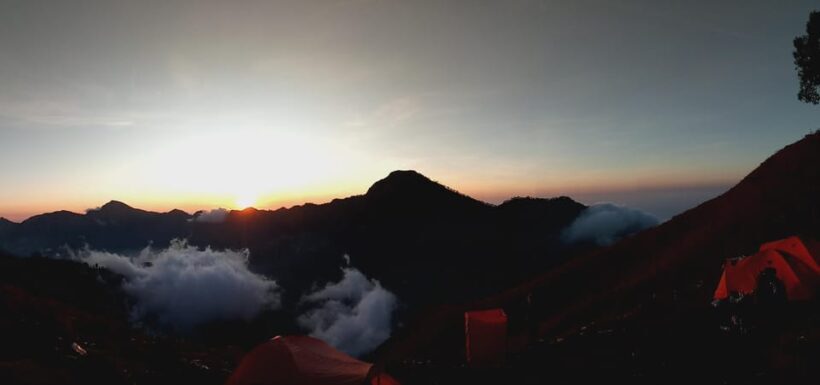 Mount Rinjani: 2D-1N Trekking Summit Sunrise Point Join Tour - FAQ