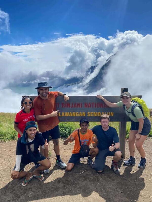 mount rinjani 3D/2N summit,lake.hot spring and crater rim - The Sum Up