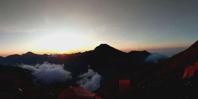 Mount Rinjani: Trekking Summit Full Sunrise Point Join Tour - Overview of the Rinjani Summit Full Sunrise Tour