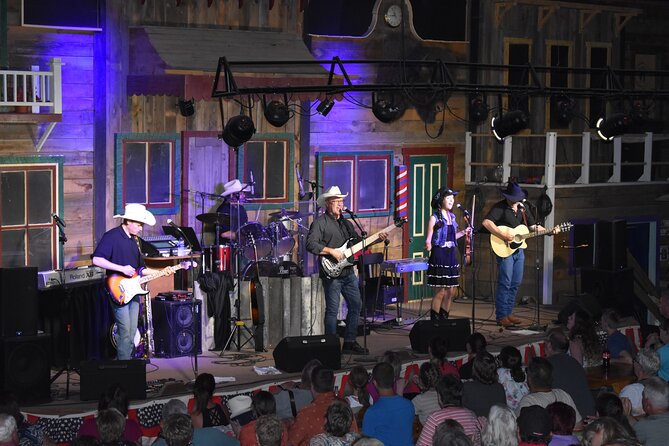 Mount Rushmore and Black Hills Tour with Two Meals and a Music Variety Show - Who Should Consider This Tour?