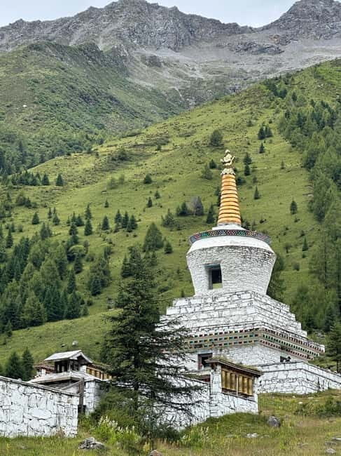 Mount Siguniang : Hiking & Photography Day Tour - Exploring the Mount Siguniang Hiking & Photography Day Tour: A Practical Guide