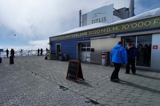 Mount Titlis Train Ticket and Self-Guided Tour from Luzern - Who Should Consider This Tour