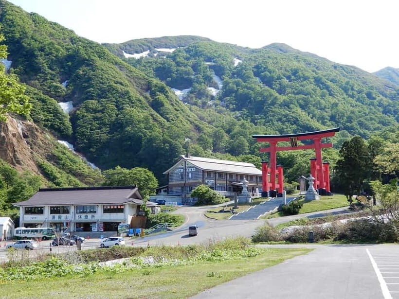 Mount Yudono: Yamabushi Training 2-Day Tour - Exploring Mount Yudono: A Sacred Mountain of Over 1,000 Years
