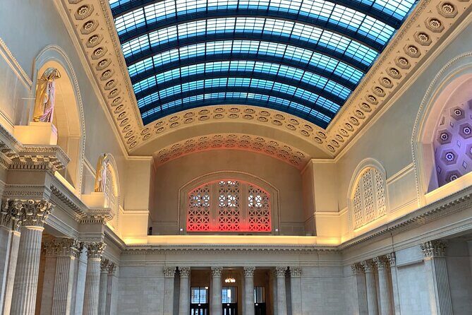 Movie and TV Guided Walking Tour Through Chicago Union Station - FAQs