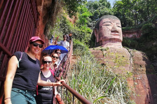 Mt Emei and Giant Buddha 2 Days Tour - Who Should Consider This Tour?