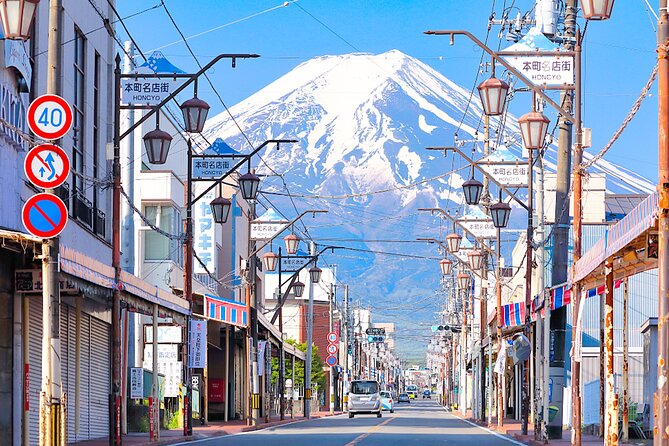 Mt.Fuji Arakurayama Sengen Park,Oshino Hakkai,Kawaguchi Lake Tour - Discovering Oshino Hakkai