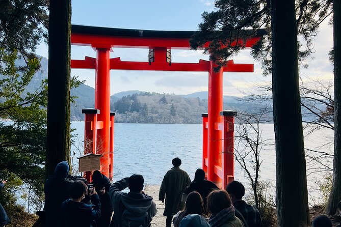 Mt. Fuji & Cherry Blossom Day Tour With English Speaking Driver - Meeting and Pickup Information