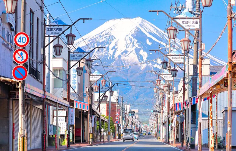Mt. Fuji Highlights Day Tour With Hotel Pick-Up VIP Group - Reasons to Book the Mt. Fuji Highlights Day Tour