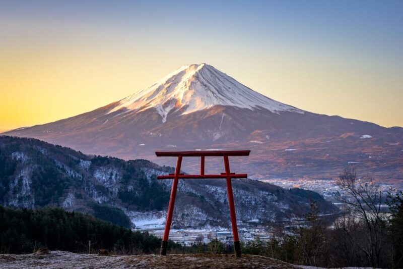 Mt. Fuji: Make-Your-Own Ramen + Fuji/Hakone Sightseeing Tour - Historical and Cultural Attractions