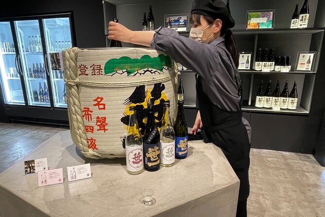 Mt FUJI - Panoramic Tour W/ Hoto Lunch, JP Sake & Onsen Tatto OK! - Accessibility and Health Recommendations