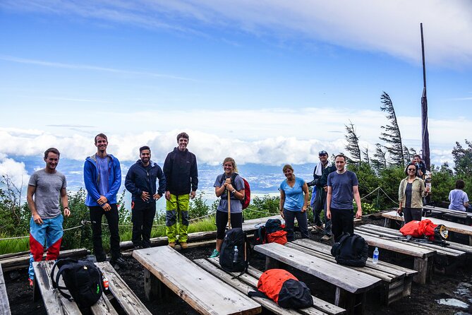 Mt Fuji Private Sightseeing Day Trip With English Speaking Driver - Meeting and Pickup