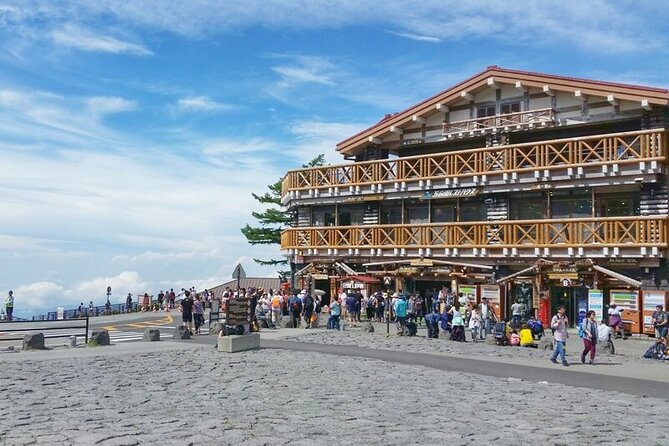 Mt Fuji Private Sightseeing Day Trip With English Speaking Driver - Itinerary and Sights
