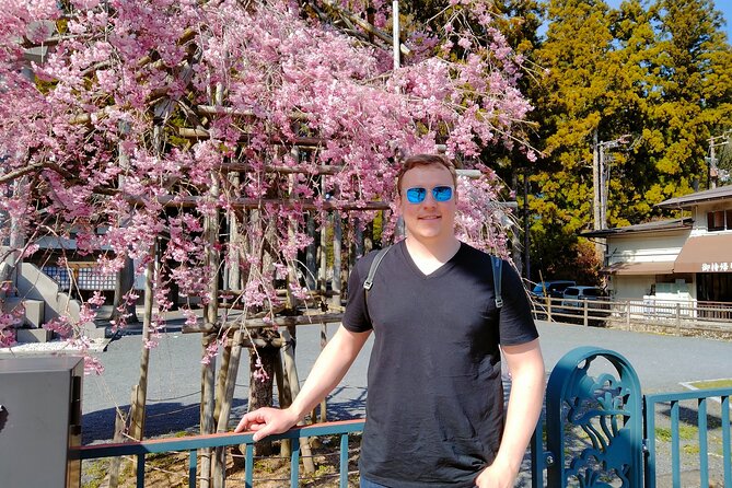 Mt. Koya Sacred 6hr Private Tour With Government Licensed Guide - Inclusions and Logistics