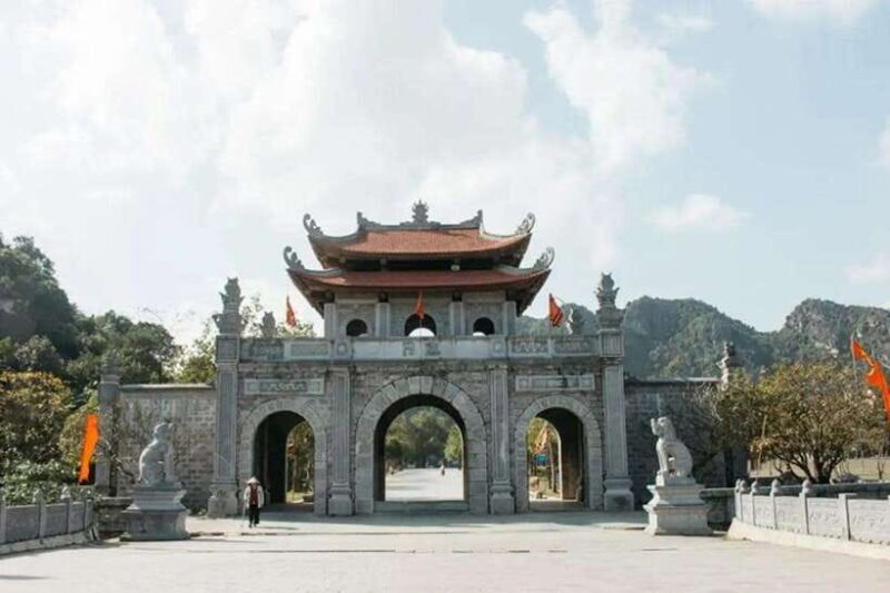 Mua Caves, Van Long Nature Reserve, Hoa Lu Private Day Trip - The Sum Up