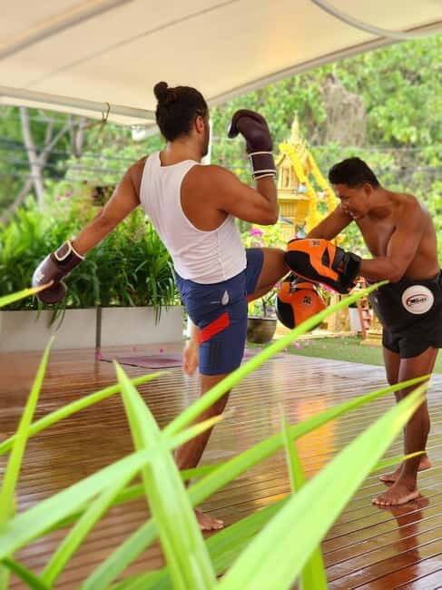 Muay Thai Boxing Class for Beginners - Muay Thai Boxing Class for Beginners in Thailand