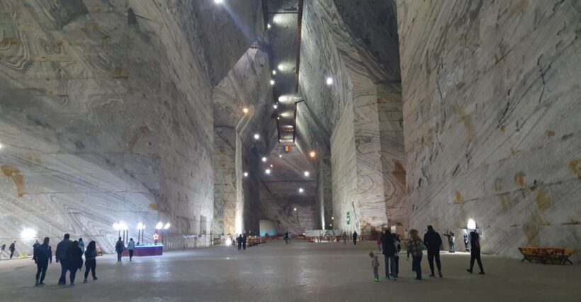 Muddy Volcanoes and Salt Mine Private Tour - Introduction