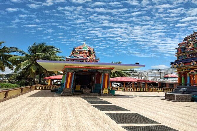 Mudpools,Hindu Temple,Sleeping Giants,markets,shopping/Lunch ex Intercontinental - The Sum Up