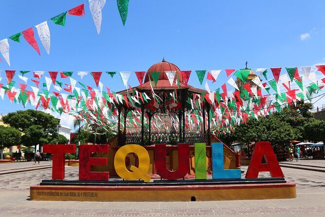 Multi Day Tequila Tour - A Practical Look at the Multi Day Tequila Tour from Zihuatanejo
