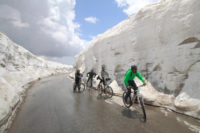 Multi-Day Trip Himalayan Cycling Expedition from Manali to Leh - Key Points