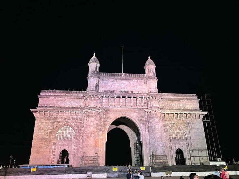 Mumbai By Night: Lights & Luminance - Exploring Mumbai by Night: Lights & Luminance — A Practical Review