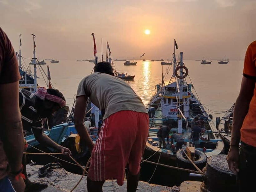 Mumbai City At Dawn, Visit the Unexplored Spots. - Exploring Mumbai at Dawn: What to Expect