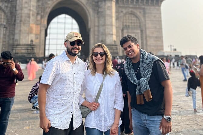 Mumbai City Sightseeing and Elephanta Caves Tour - Key Points