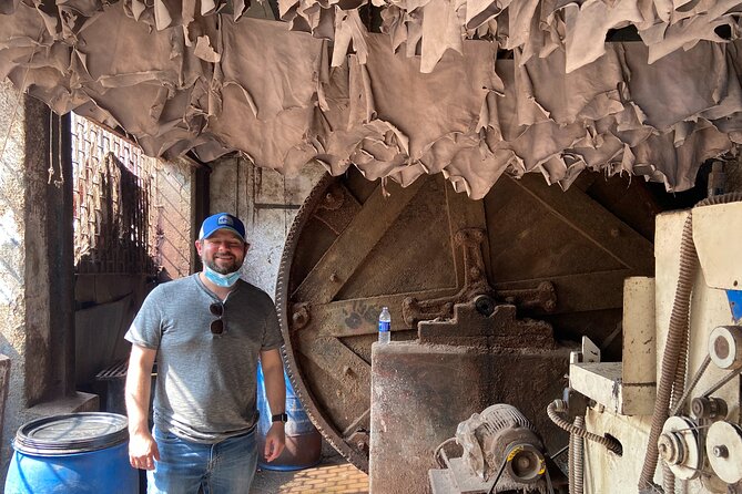 Mumbai City Sightseeing Guided Tour on a Bicycle - Practical Considerations and Tips