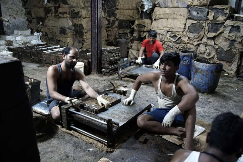 Mumbai: City & Slum Full-Day Exploration - Summary