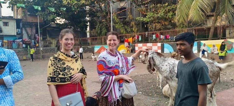 Mumbai: Dhobi Ghat Laundry and Dharavi Slum Tour with Local - An In-Depth Look at the Tour Experience