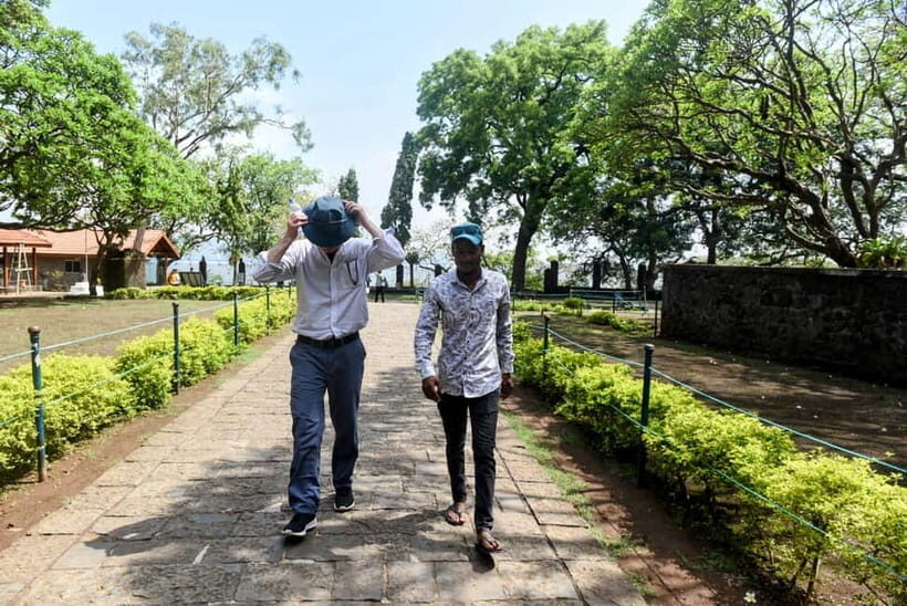 Mumbai: Elephanta Caves: Island Tour With Options - Key Points