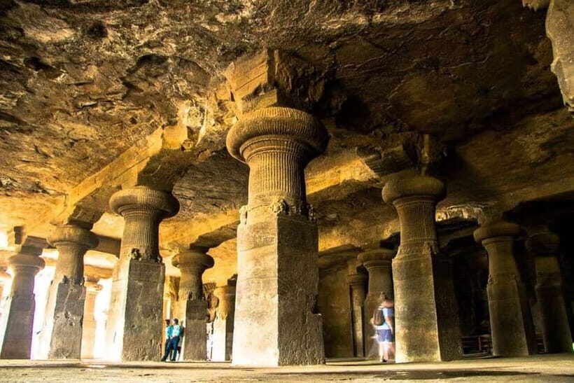 Mumbai: Elephanta Caves Tour with Ferry & Snacks - Discovering the Charm of Mumbai in Half a Day