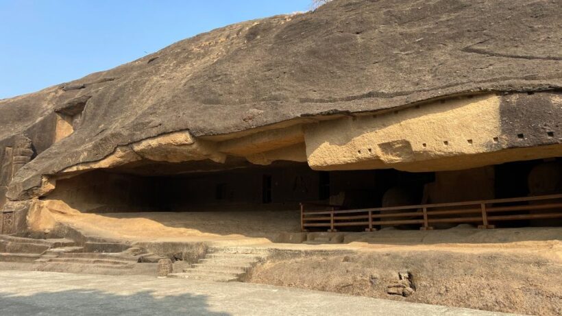 Mumbai: Kanheri Caves and The Golden Pagoda Temple - The Sum Up