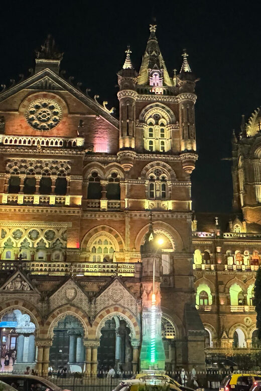 Mumbai Night Lights & Iconic Sights Tour - Exploring the Mumbai Night Lights & Iconic Sights Tour in Detail