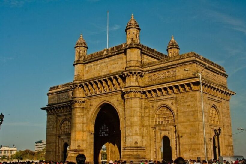Mumbai: Private custom tour with a local guide - Key Points